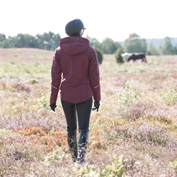 Stella Vinterjakke Stierna /Mulberry rød >Køb Her